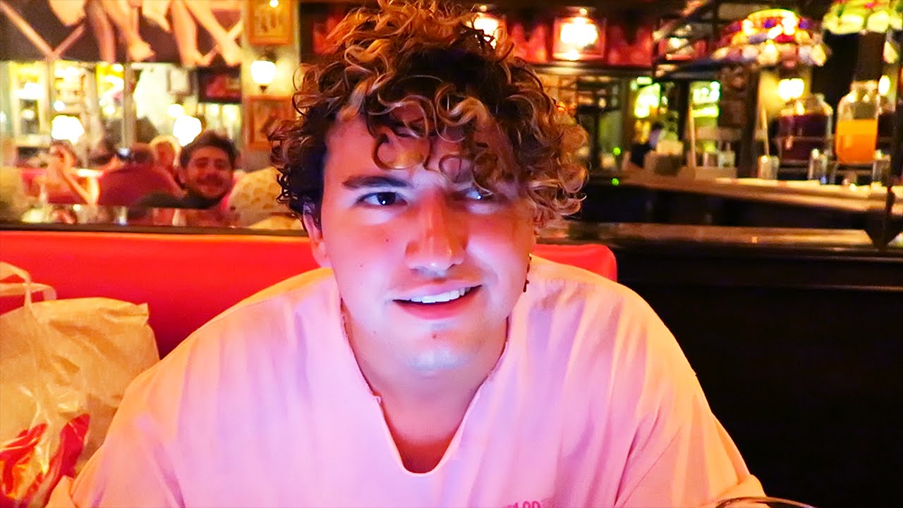 Going on a date with Jc Caylen - YouTube