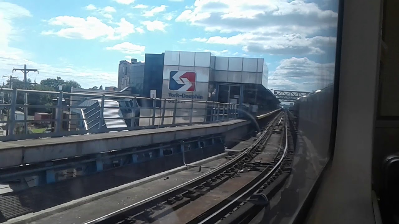 SEPTA MFL: 1996-99 AdTranz M4 Ride Westbound - YouTube