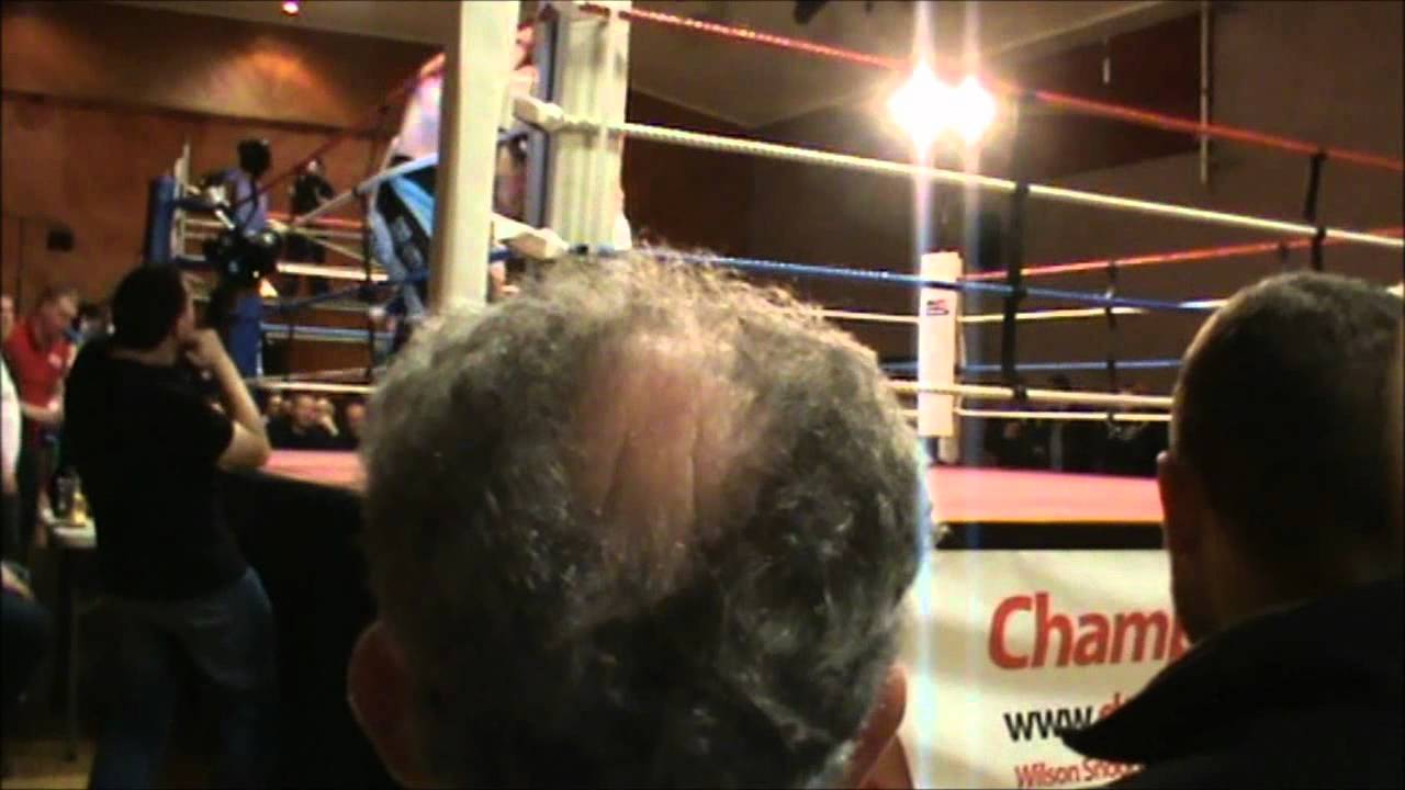 Omagh boxing fight Gary McGinn the stud - YouTube