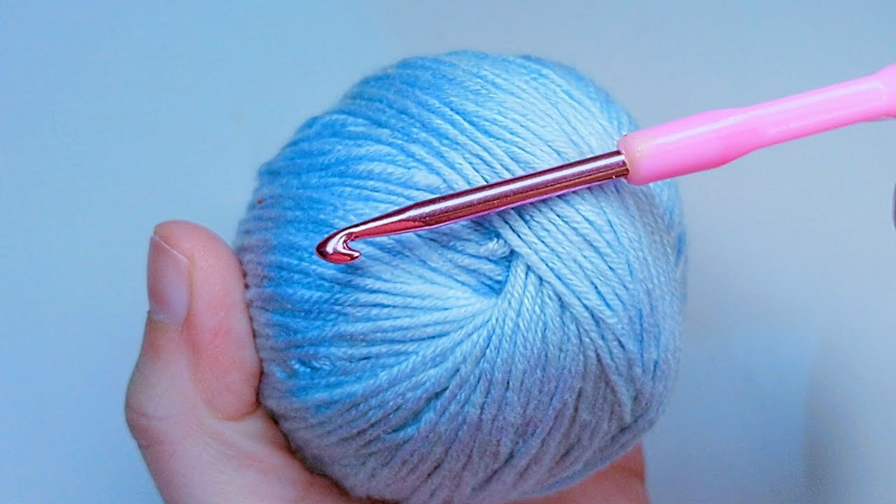 I fell in love with this 3D stitch. A simple and elegant crochet ...