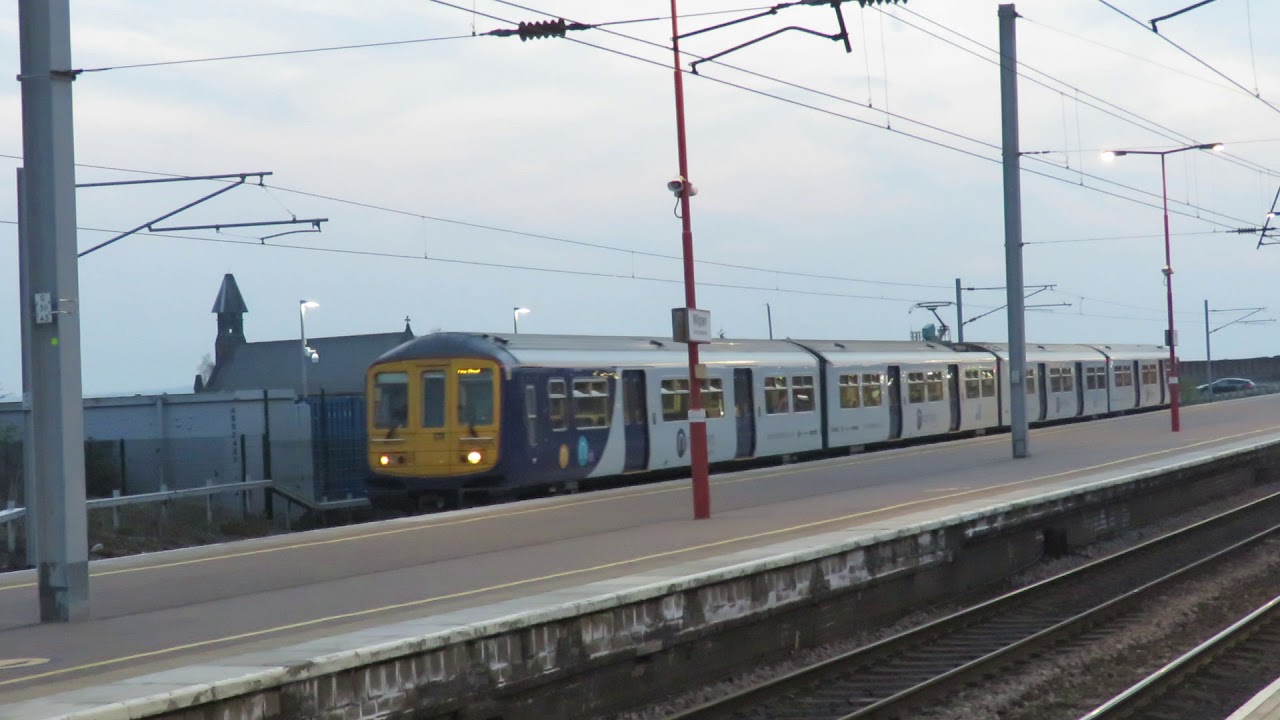 Class 319371 - Northern - Wigan Northwestern - 17.04.2019 - YouTube