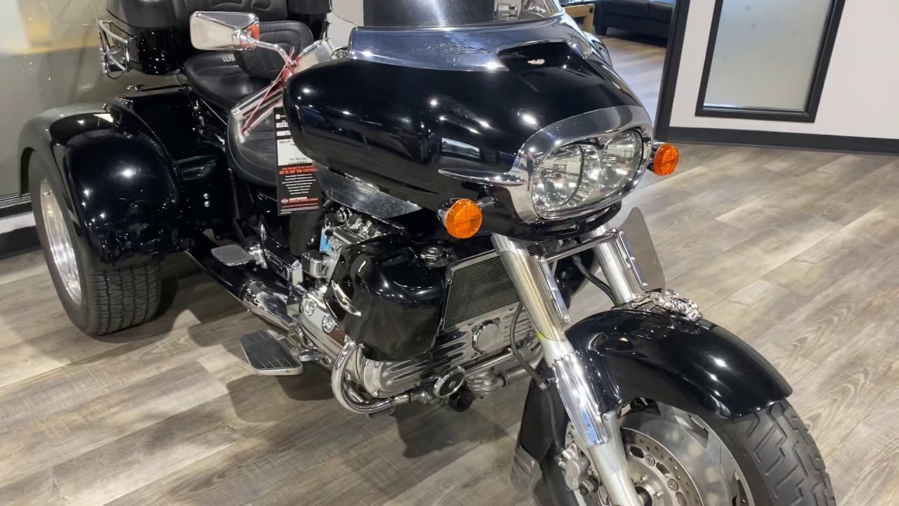1999 Honda Valkyrie Trike - YouTube