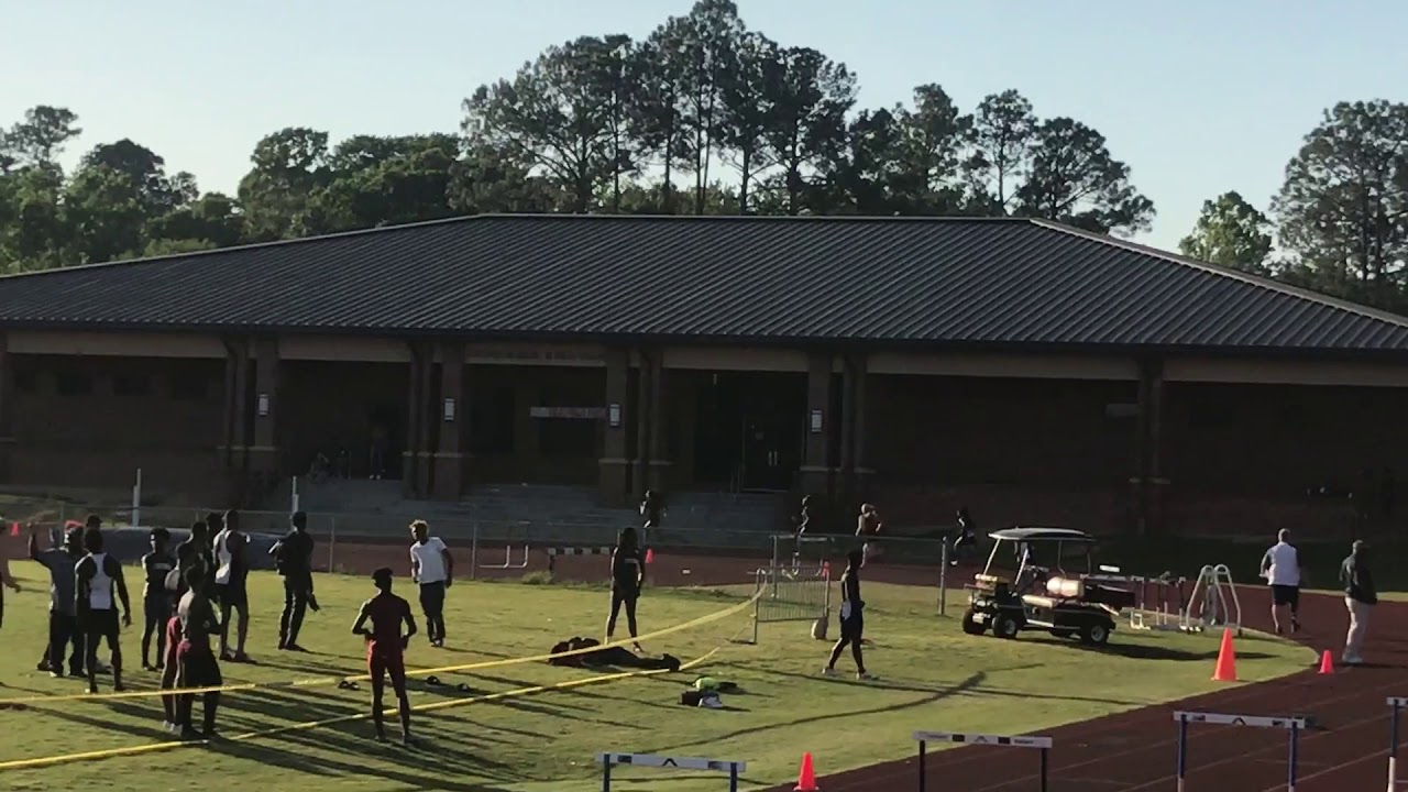 200 Meter Relay YouTube 200 Meter Relay YouTube