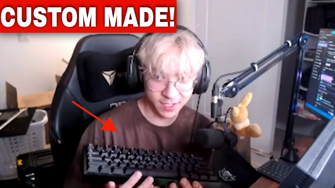 TenZ Did Unbelievable Mods To His Keyboard - YouTube