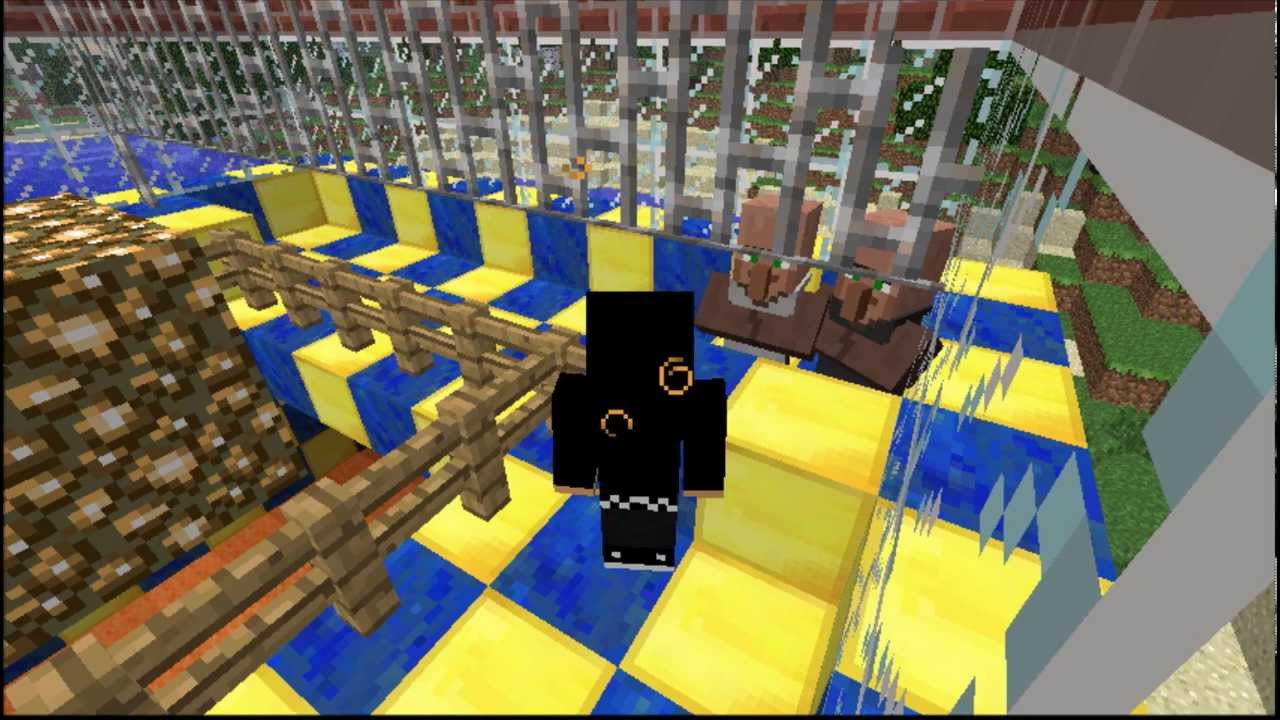 Robbing a Minecraft Store - YouTube