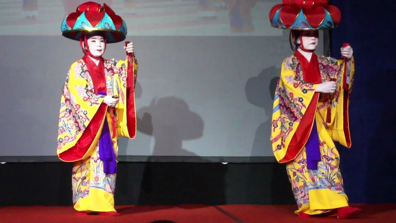 Samurai Japan Bercy 2010 - Ryukyu buyo 2 - YouTube