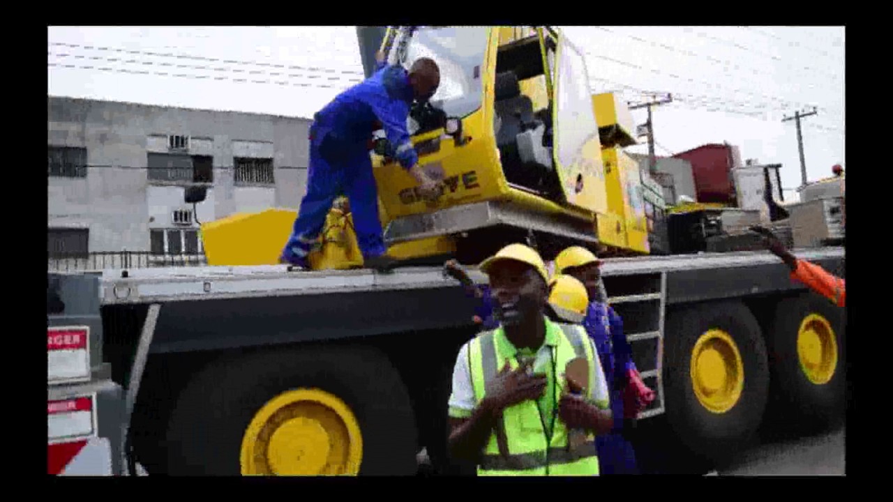 LASEMA Response Unit on a recovery operation at Toyota Bus Stop - YouTube