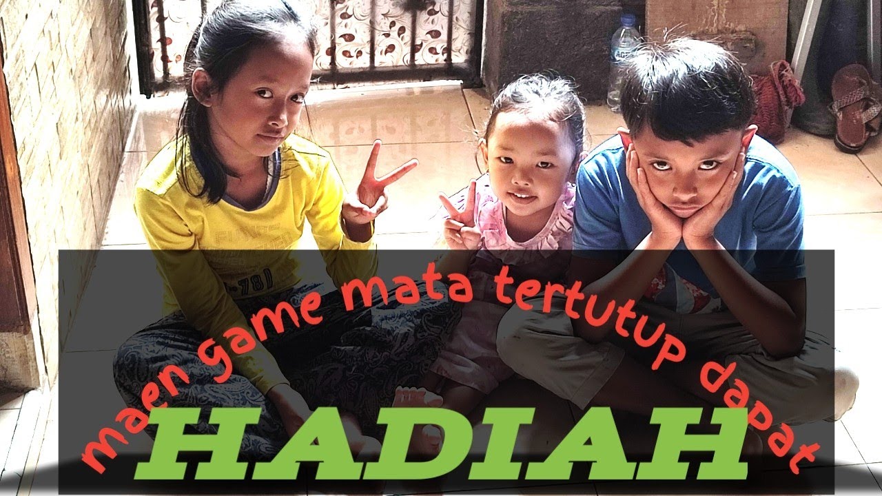 main game mata tertutup dapat hadiah - YouTube