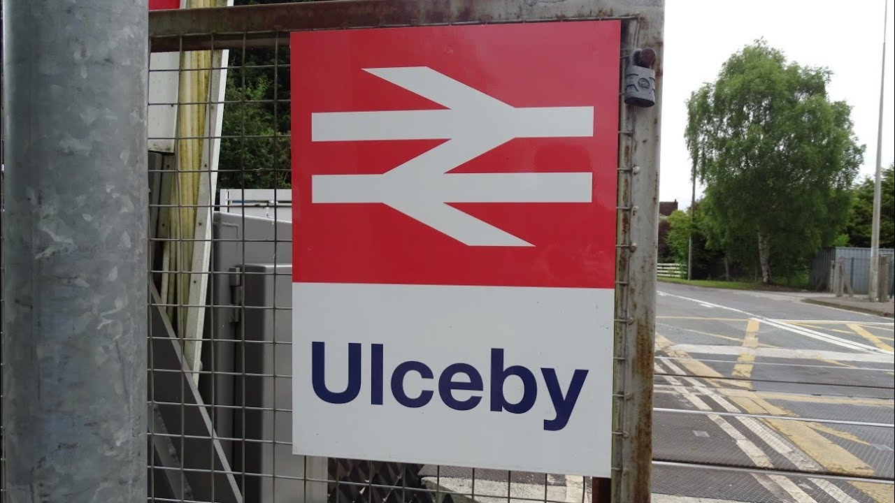 Freight, EMR trains and more at Ulceby & Market Rasen Station, Lincs ...
