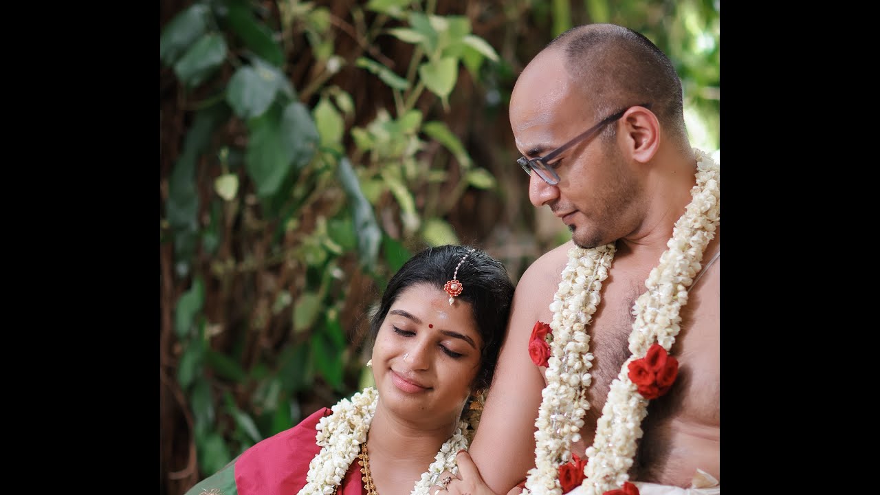 Valaikappu & Seemantham (highlight) - YouTube