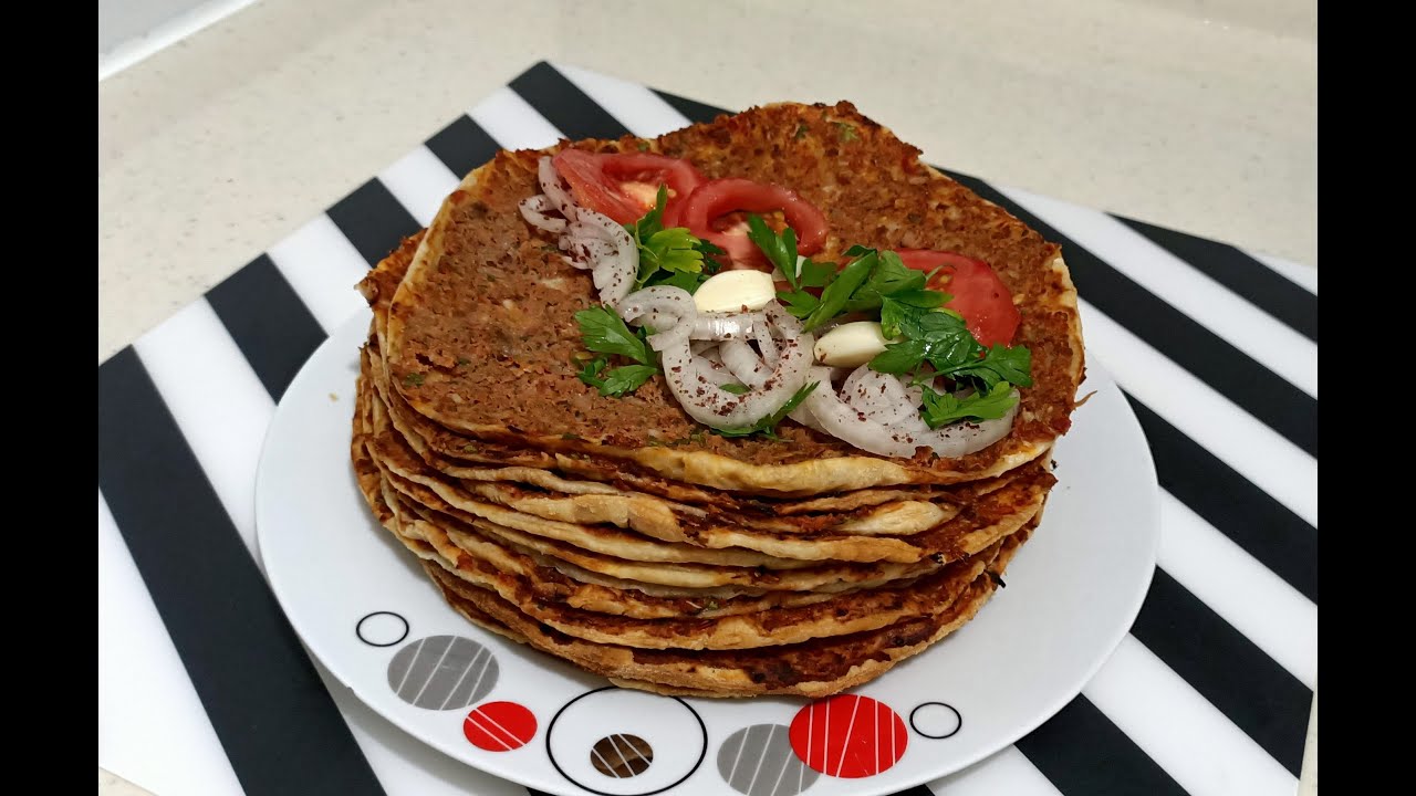 MİLFÖY HAMURLU LAHMACUN TARİFİ MİLFÖY HAMURU İLE LAHMACUN NASIL YAPILIR ...