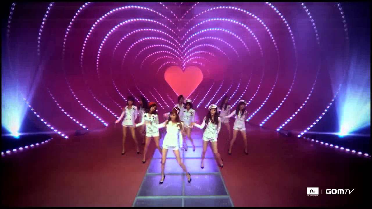 Girls Generation Genie - YouTube