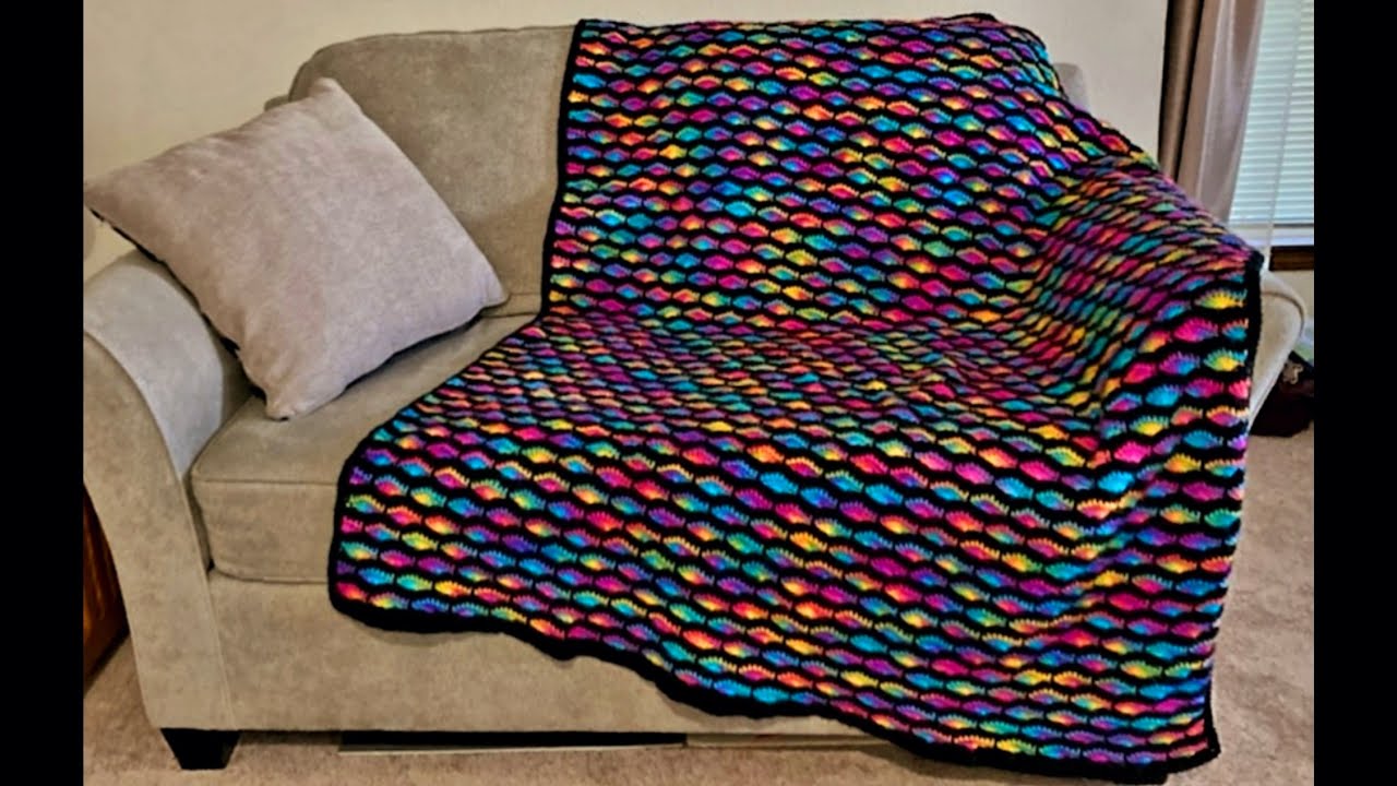 EASY Crochet Blanket Tutorial / The Polychromatic Blanket - YouTube