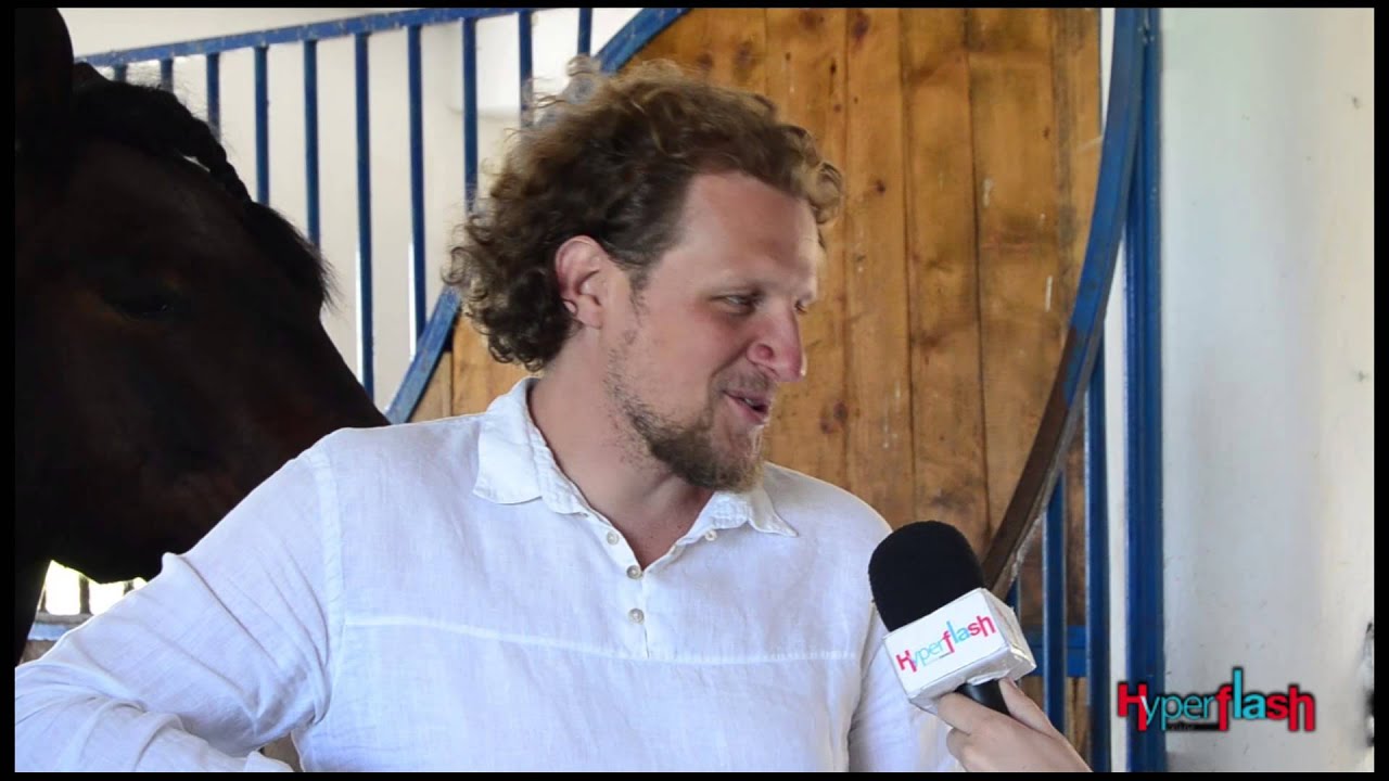 Interviu cu cascadorul Valentin Vasilescu - YouTube