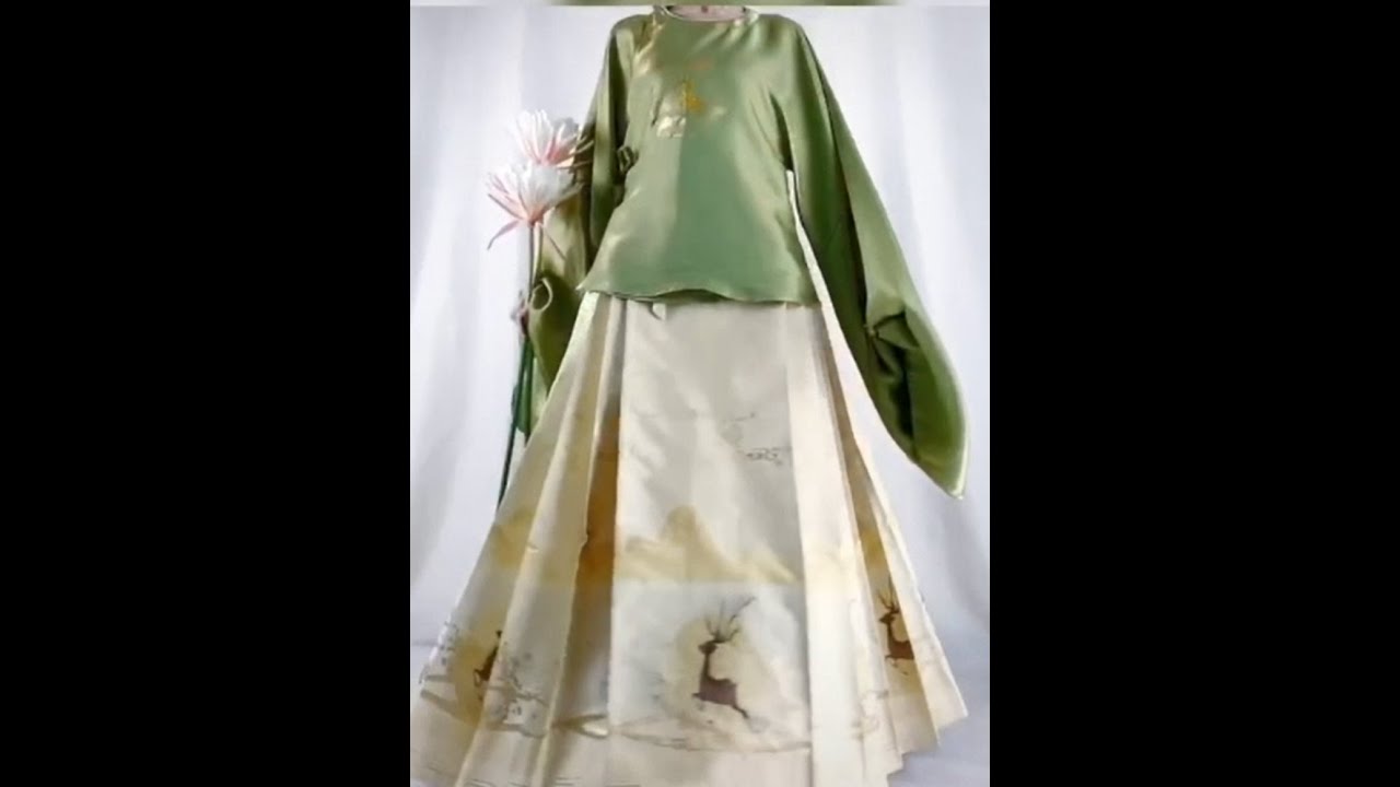 The Beauty of Traditional Eastern Clothes - YouTube