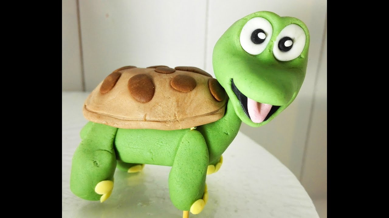 How to model a sugar paste Turtle - YouTube