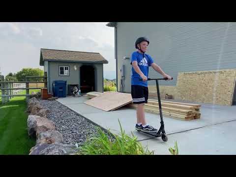 DIY Plywood Ramp Session | Scootering - YouTube