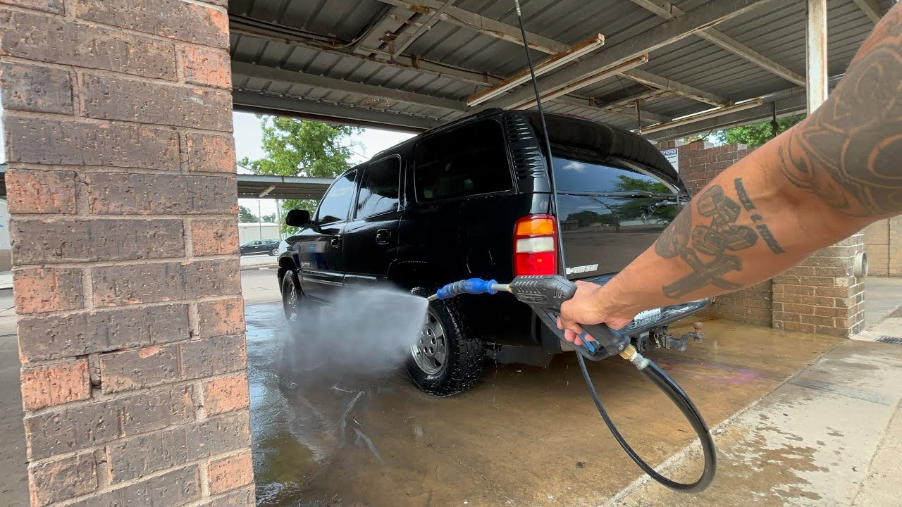 Had To Get A QUICK Car Wash On The Tahoe⁉️🛻👀 #Tahoe #Chevy #GM #CarWash ...