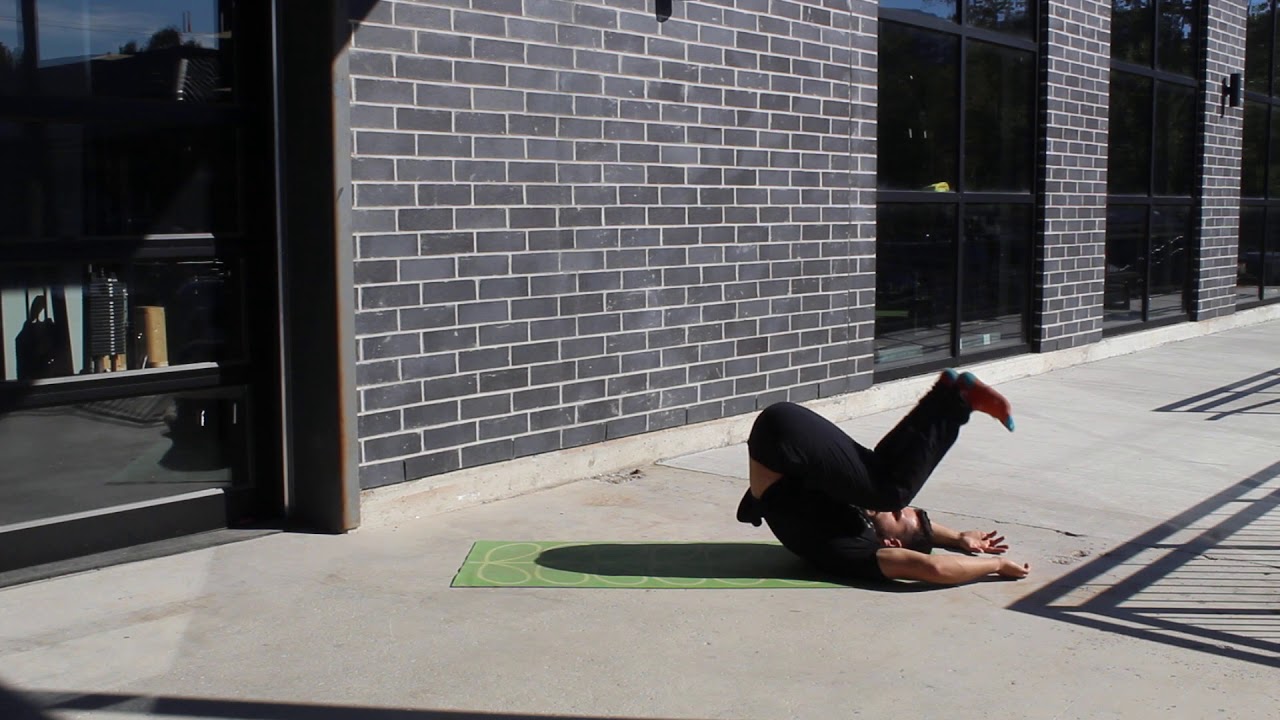 Deck Squat into Pistol - Highlander Performance - YouTube