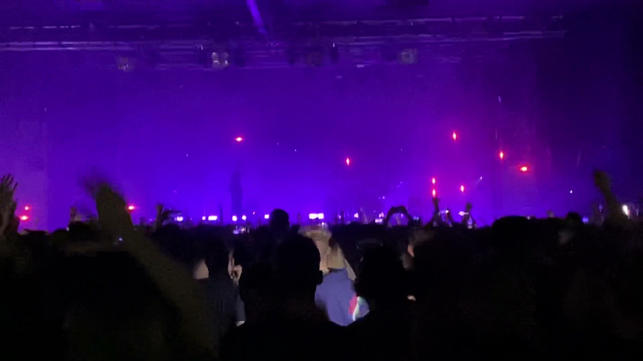 Don Broco - Manchester Super Reds No.1 Fan (Live at Manchester Academy ...