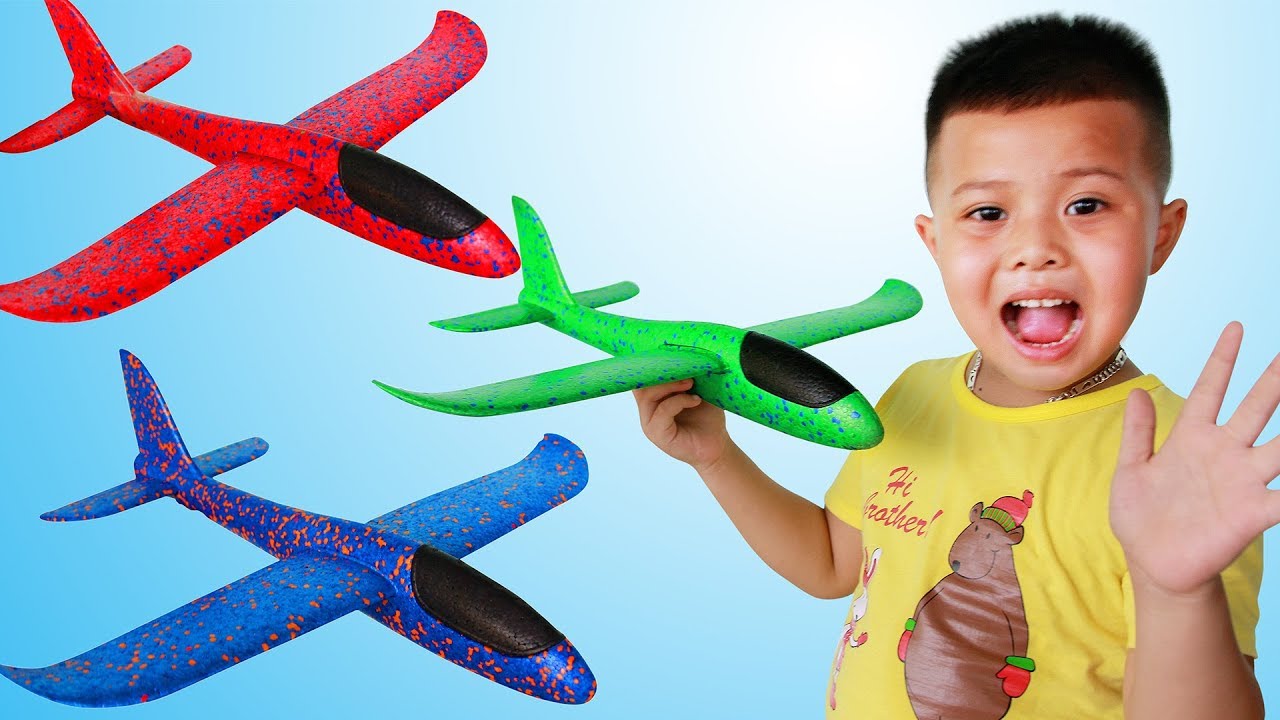 Susu KIDs Tube | Susu and you control Aircraft | Funny Baby. - YouTube