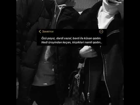 Kirpikləri nəmli qadın