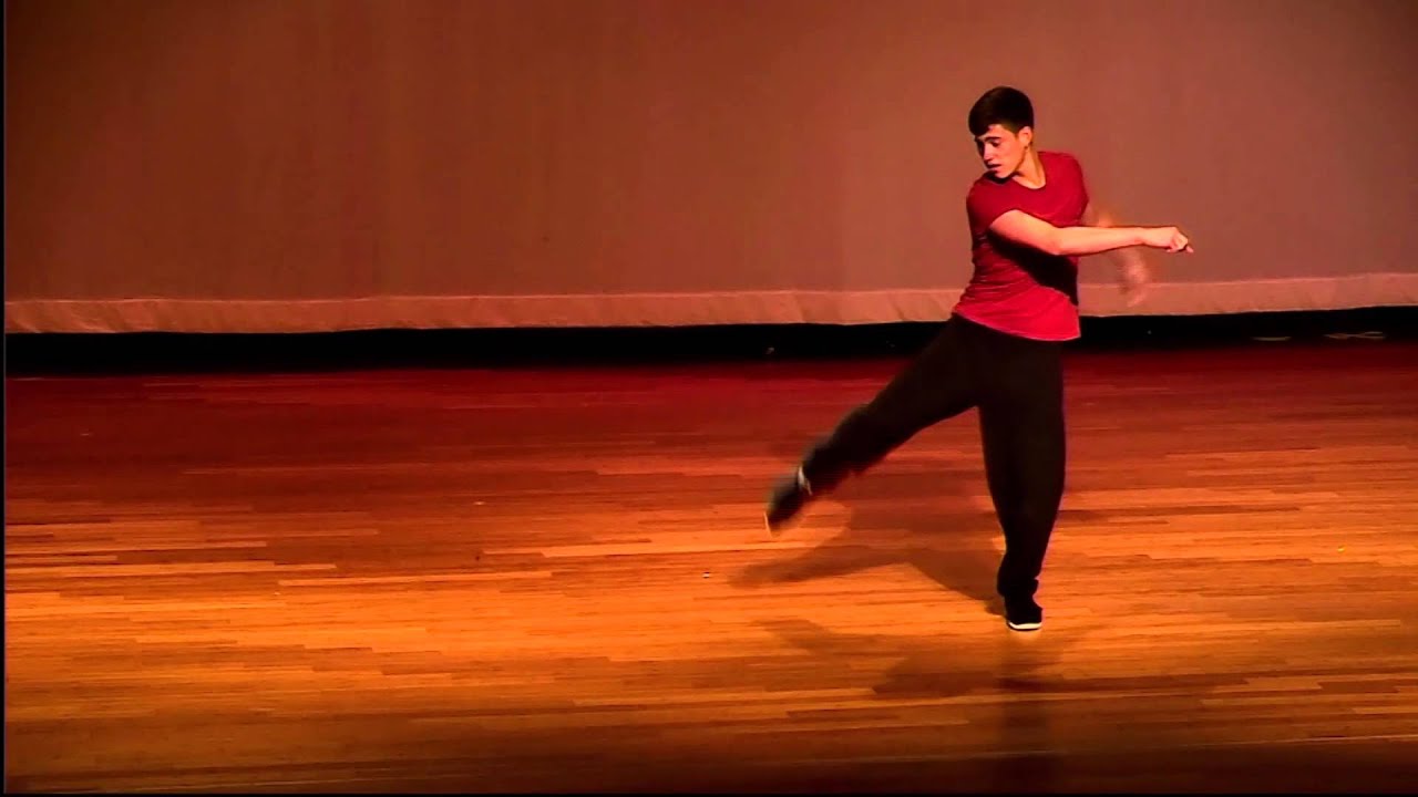 Jack Dances to James Blake - Retrograde - YouTube