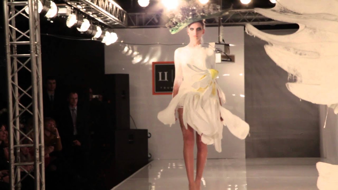 Instant flowers! Manel Torres 2011 Fabrican - YouTube