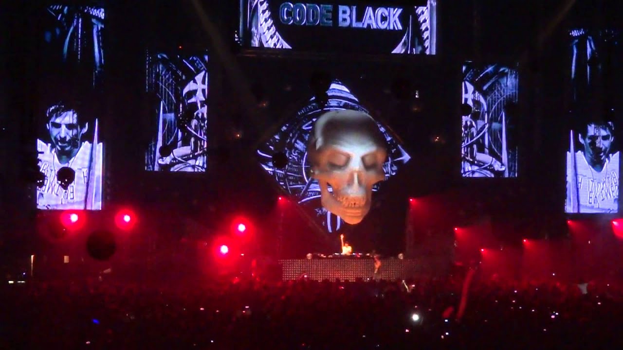 CODE BLACK @ Q-Dance presents Headhunterz - Intro - YouTube