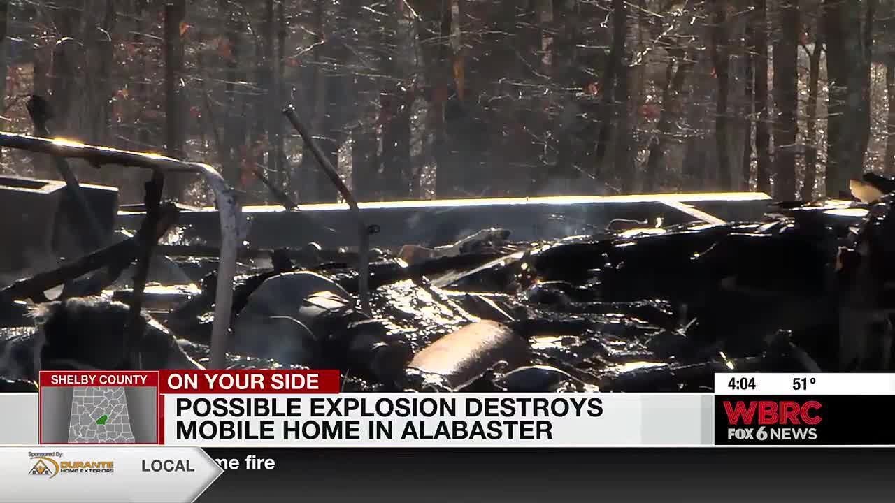 Possible explosion destroys mobile home in Alabaster - YouTube