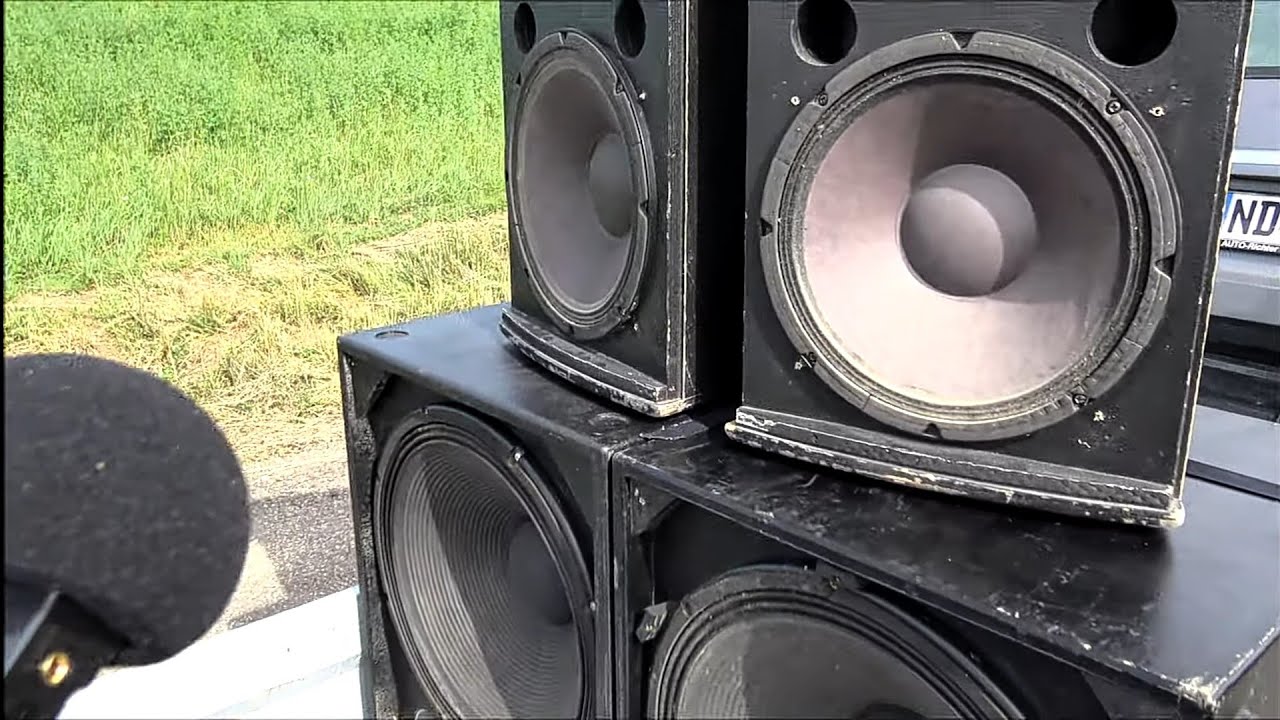 2x Limmer 308 Sub RCF LF18G400 + Turbosound TCS 56 an TSA 4-1300 ...