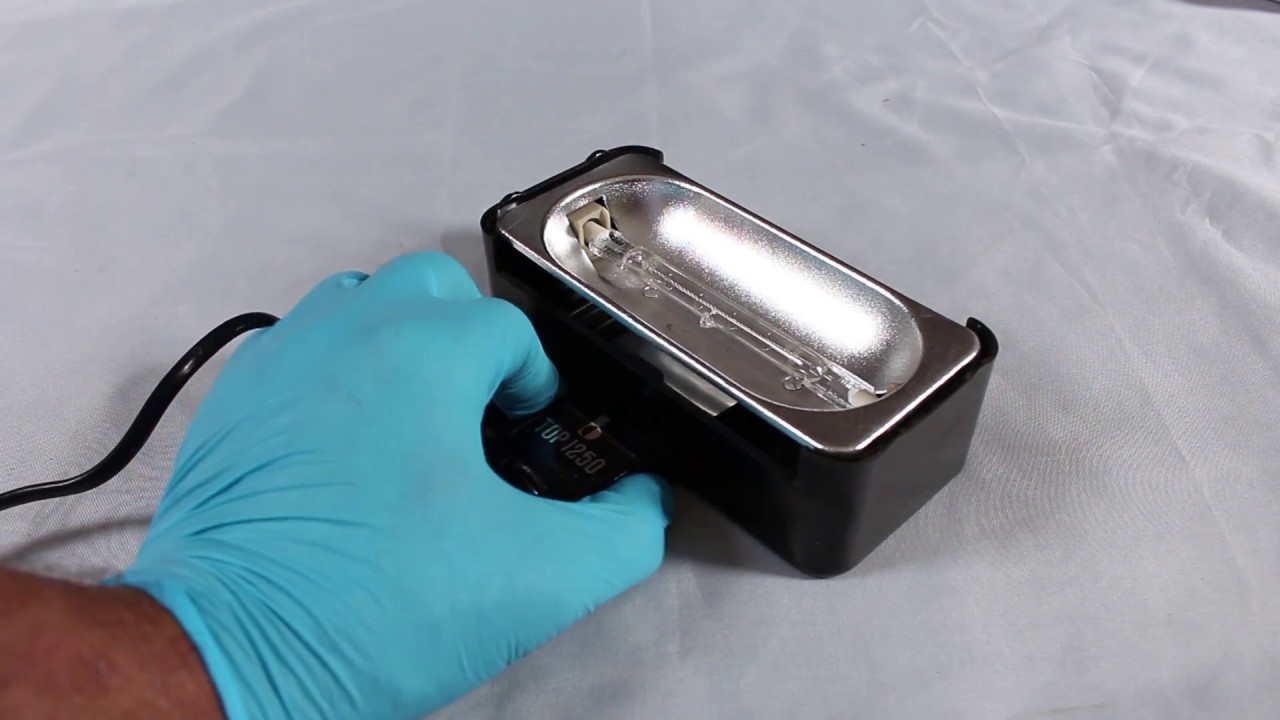 Super 8 MEGAwatt lamp - YouTube
