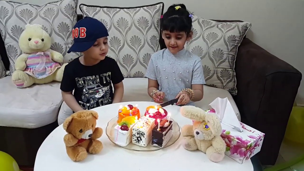Dua Asif Bhatti, Azaan Asif Bhatti - YouTube