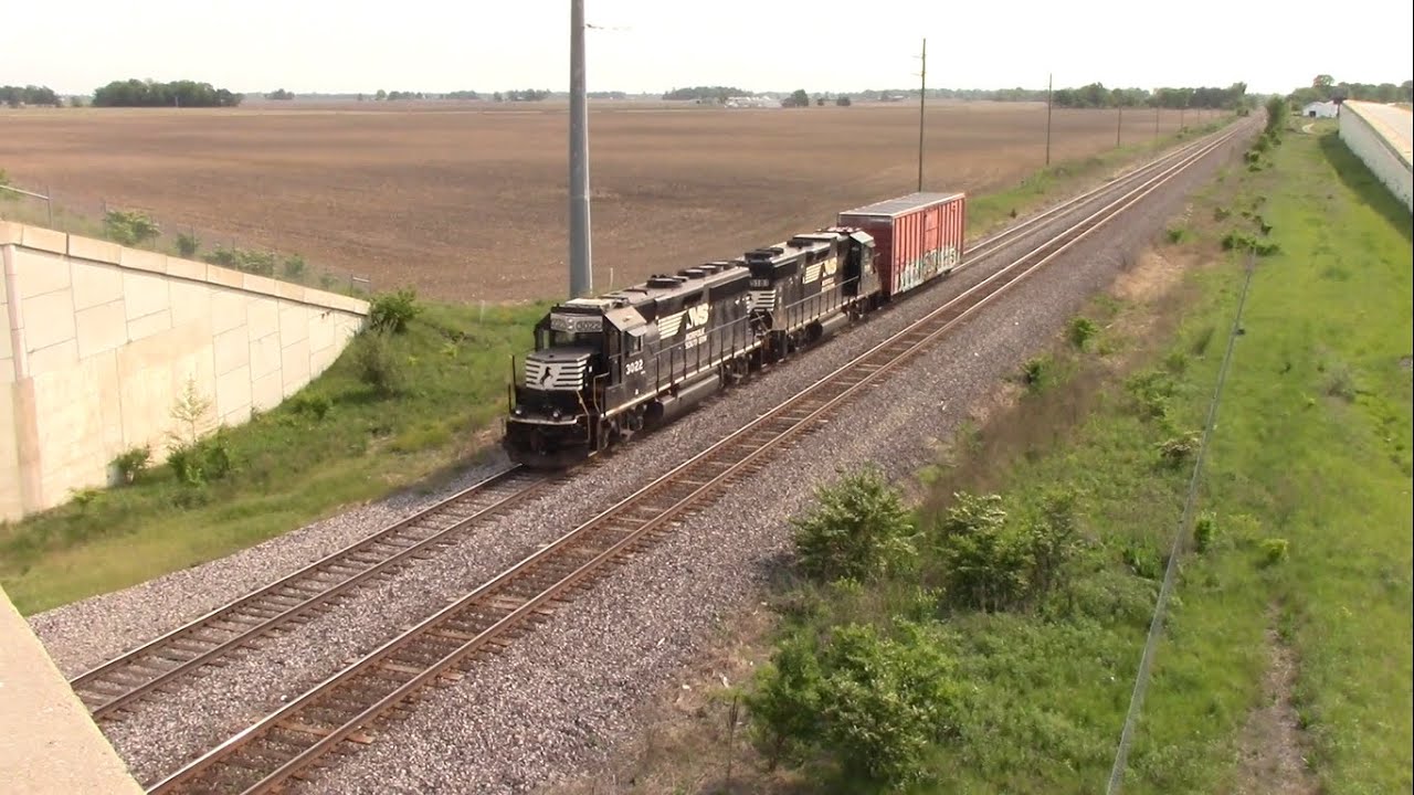 NS D93 with NS 3022 and NS 5181 at County Road 325 West near Clymers, Indiana - YouTube