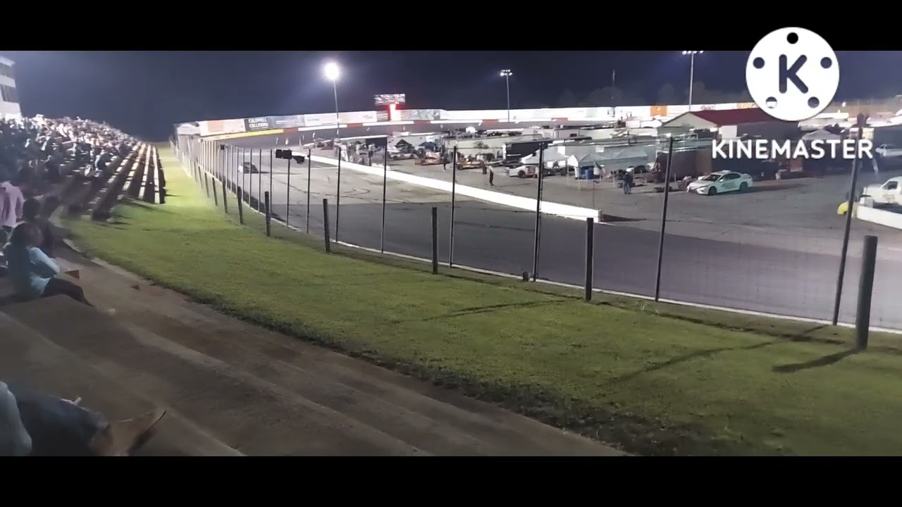 Tri County Motor Speedway 9/24/22 - YouTube
