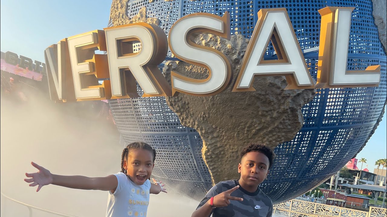 'Theme Park Challenge: Riding EVERY Ride at Universal Studios, Islands ...