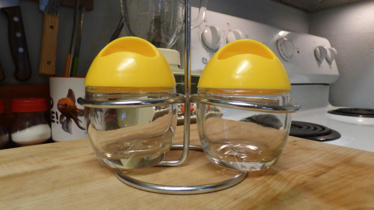How to Poach Eggs in an Egg Coddler | Pyrex Glass made in FRANCE! - YouTube