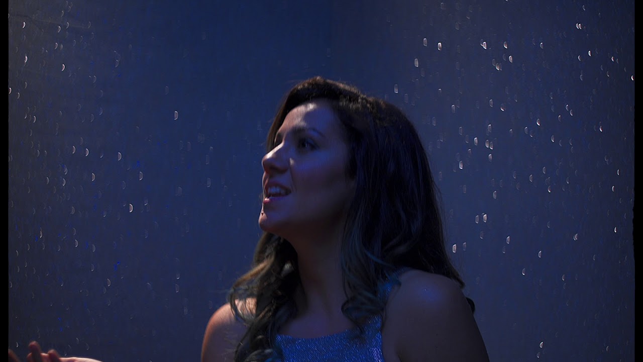 Ana Perisic – Santa Baby - YouTube