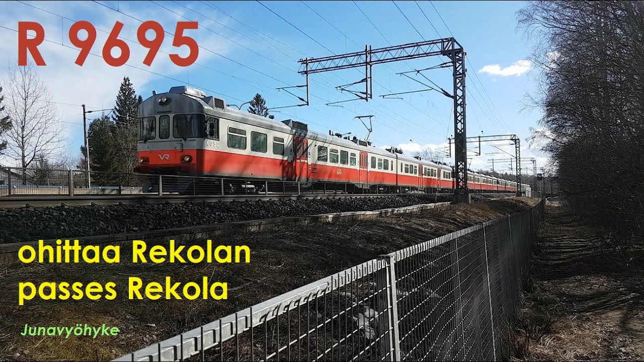 R-juna 9695 ohittaa Rekolan | R train 9695 passes Rekola - YouTube