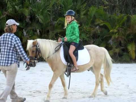 Brooke riding Fuzzy! - YouTube
