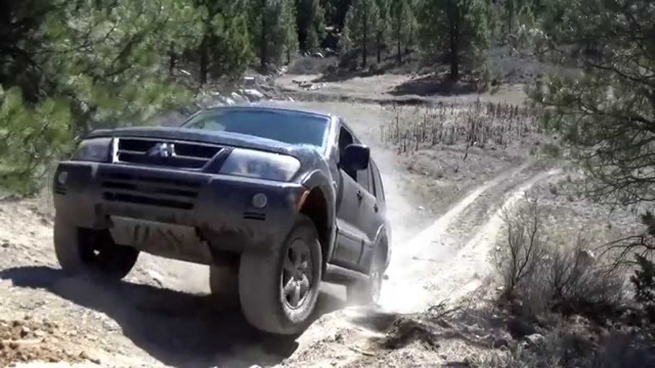 Mitsubishi Gen 3 Montero Pajero Hill climb - YouTube