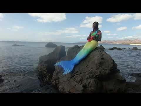 Mermaiding in Lanzarote - Sirena - Ocean Mermaid SSI - Mermaid Tricks ...