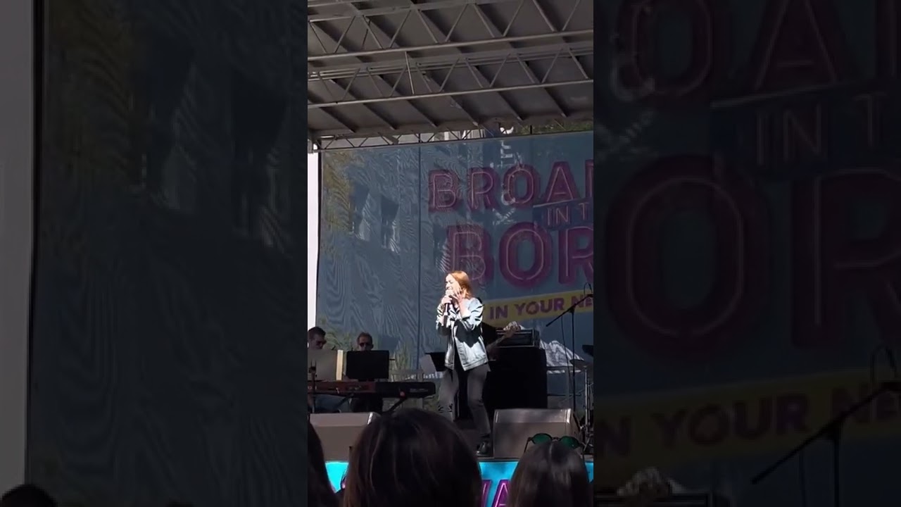 Nevada Riley "Dead Mom" Beetlejuice Broadway - YouTube