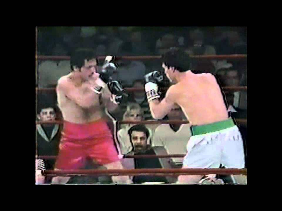 Brian Brunette vs. Rudy Fuentes - YouTube
