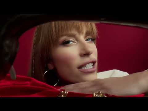 Kıvılcım Ural - İstediğimi Giyerim