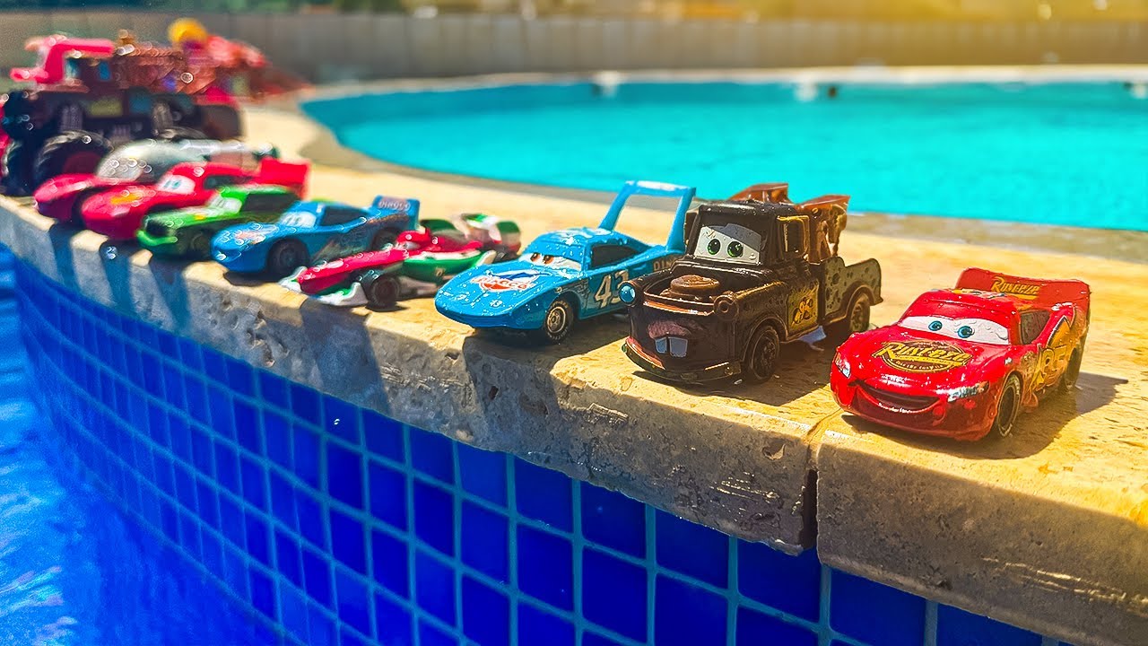 Disney Pixar Cars falling into deep pool, Lightning McQueen, Tow Mater ...