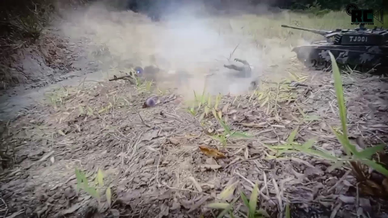 RC Military tanks and adventure RC cars vs RC helicopters (army plastic ...