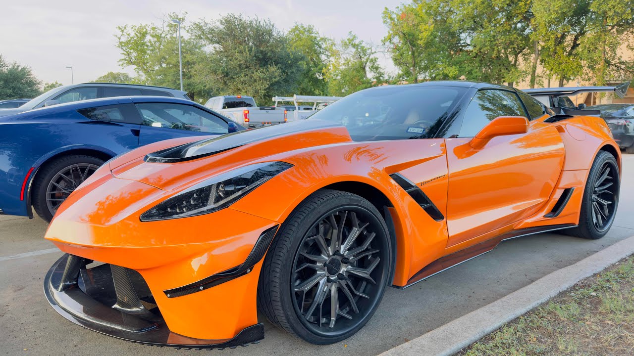 CRAZY Hennessy WIDE BODY C7 at Corvette Invasion! - YouTube