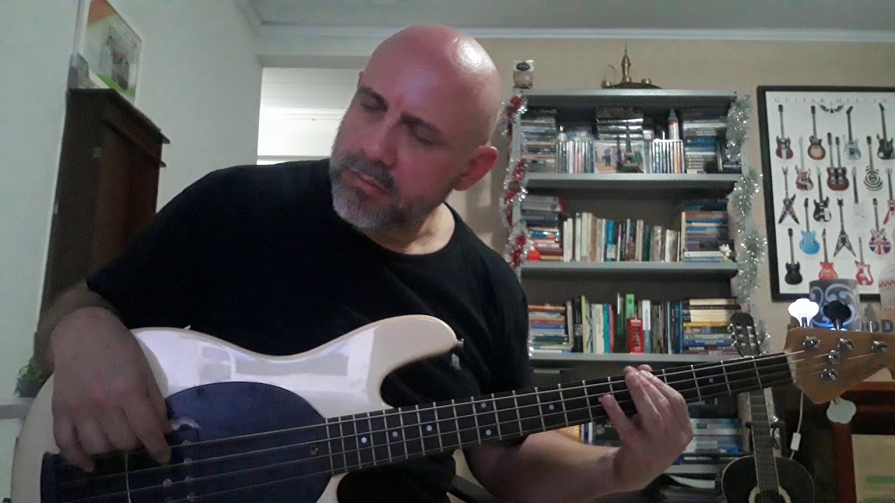 Bread - "Guitar Man" (Bass) - YouTube