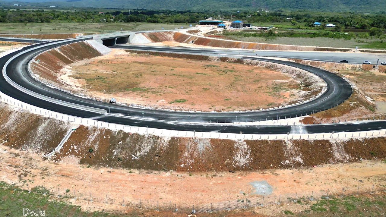 New First Class Highway 2000 Expansion, Toll Gate Clarendon Jamaica ...